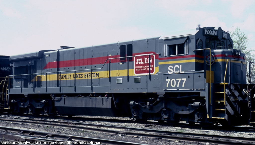 Seaboard Coast Line C30-7 #7077